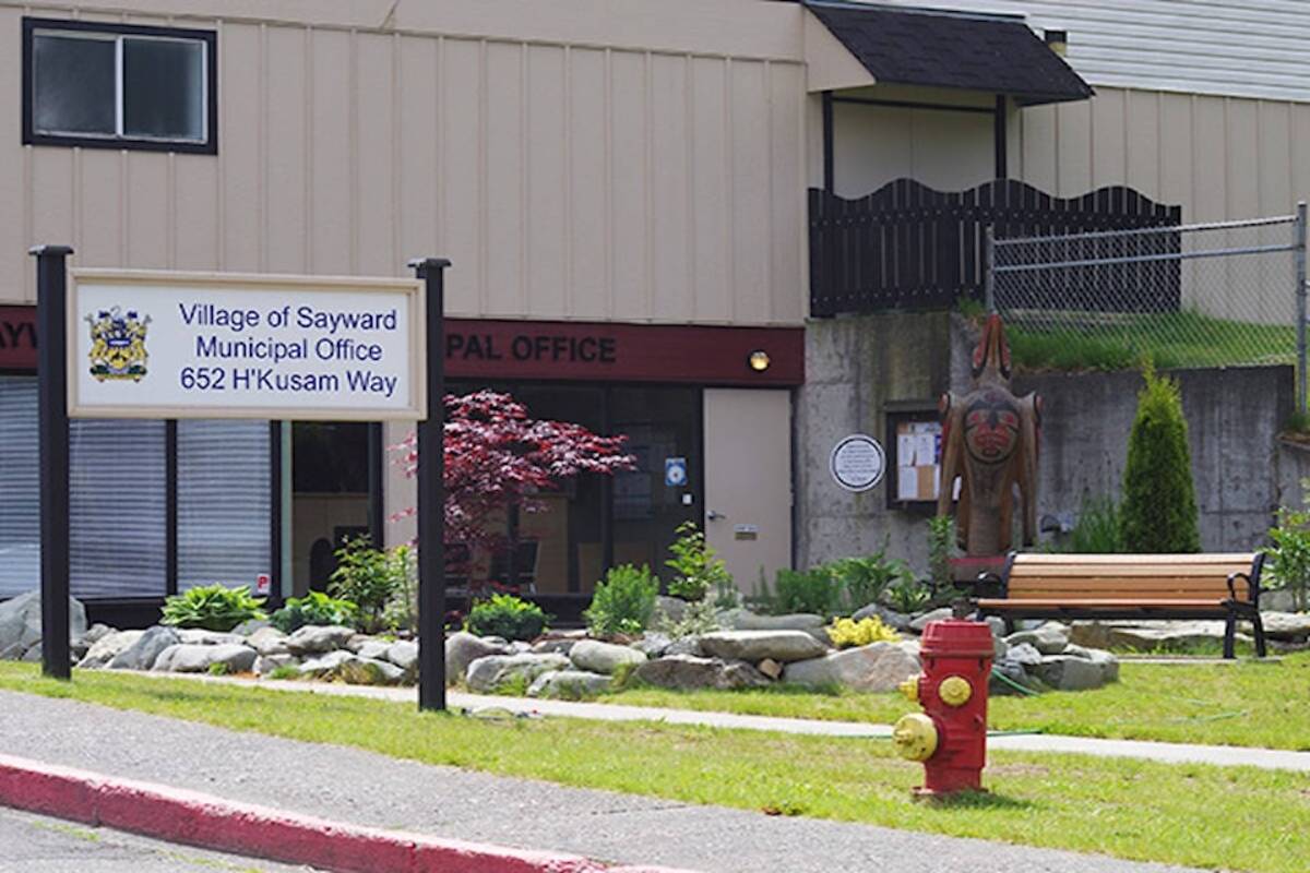 Structure fire drains Sayward’s struggling reservoir by 10 per cent in ...